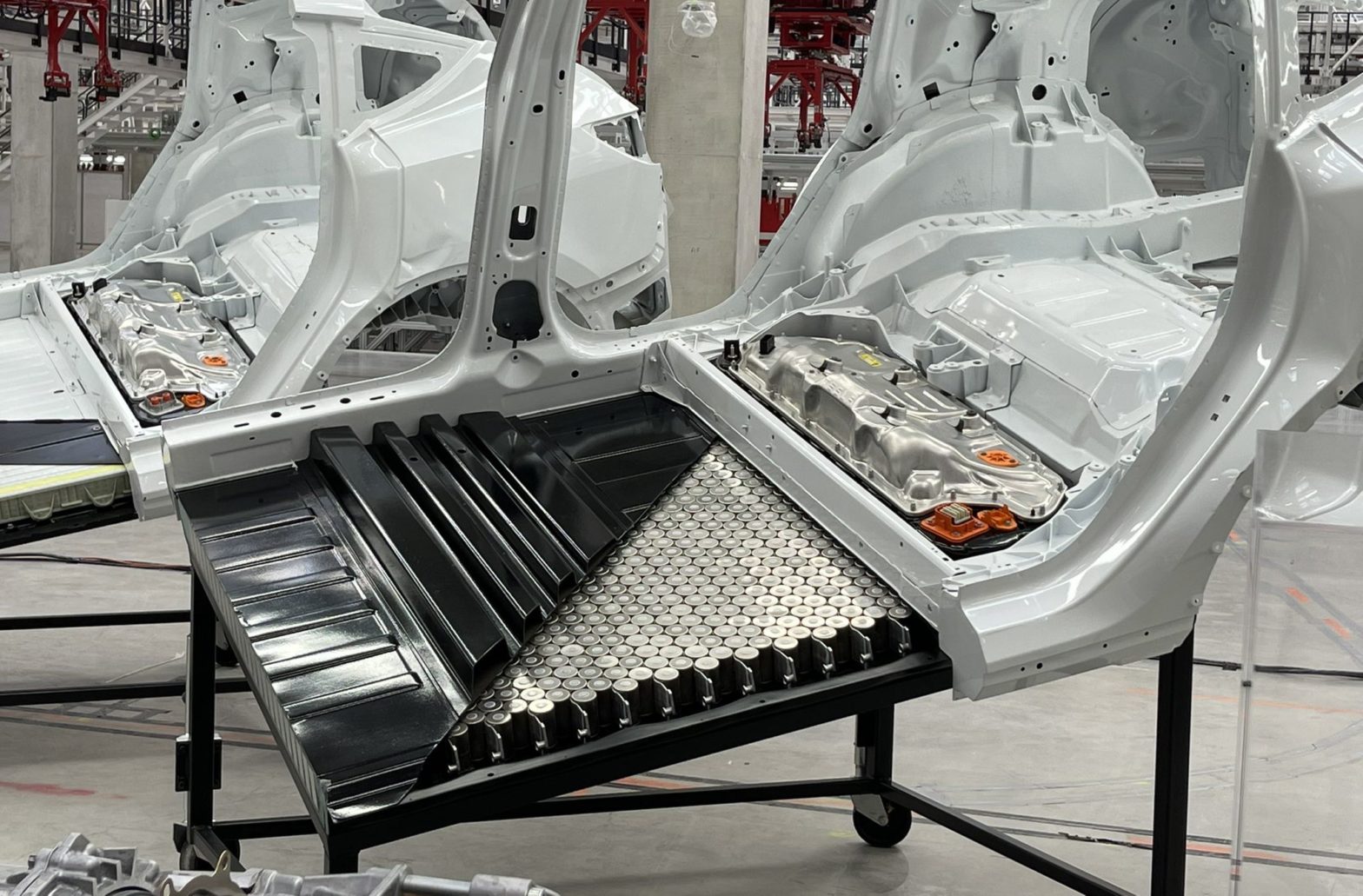 Tesla, 100 GWh Kapasiteli Dev Batarya Fabrikası Kuracağını Açıkladı