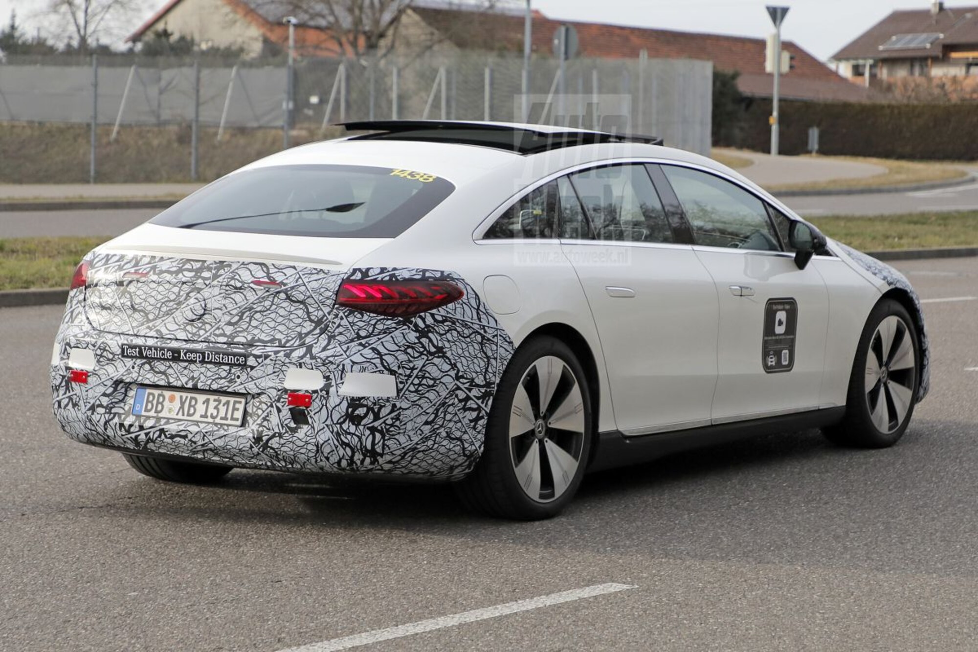 First Prototype Images of the New Mercedes EQS with a Range of over 800 KM!